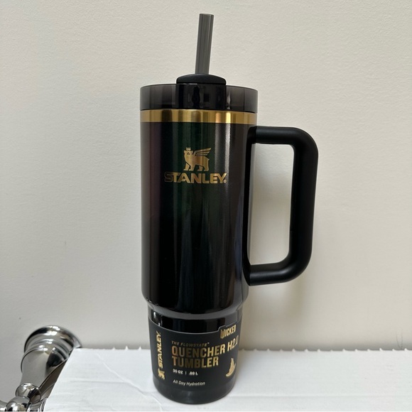 Stanley | Dining | Stanley X Wicked Elphaba 3 Oz Quencher Tumbler ...